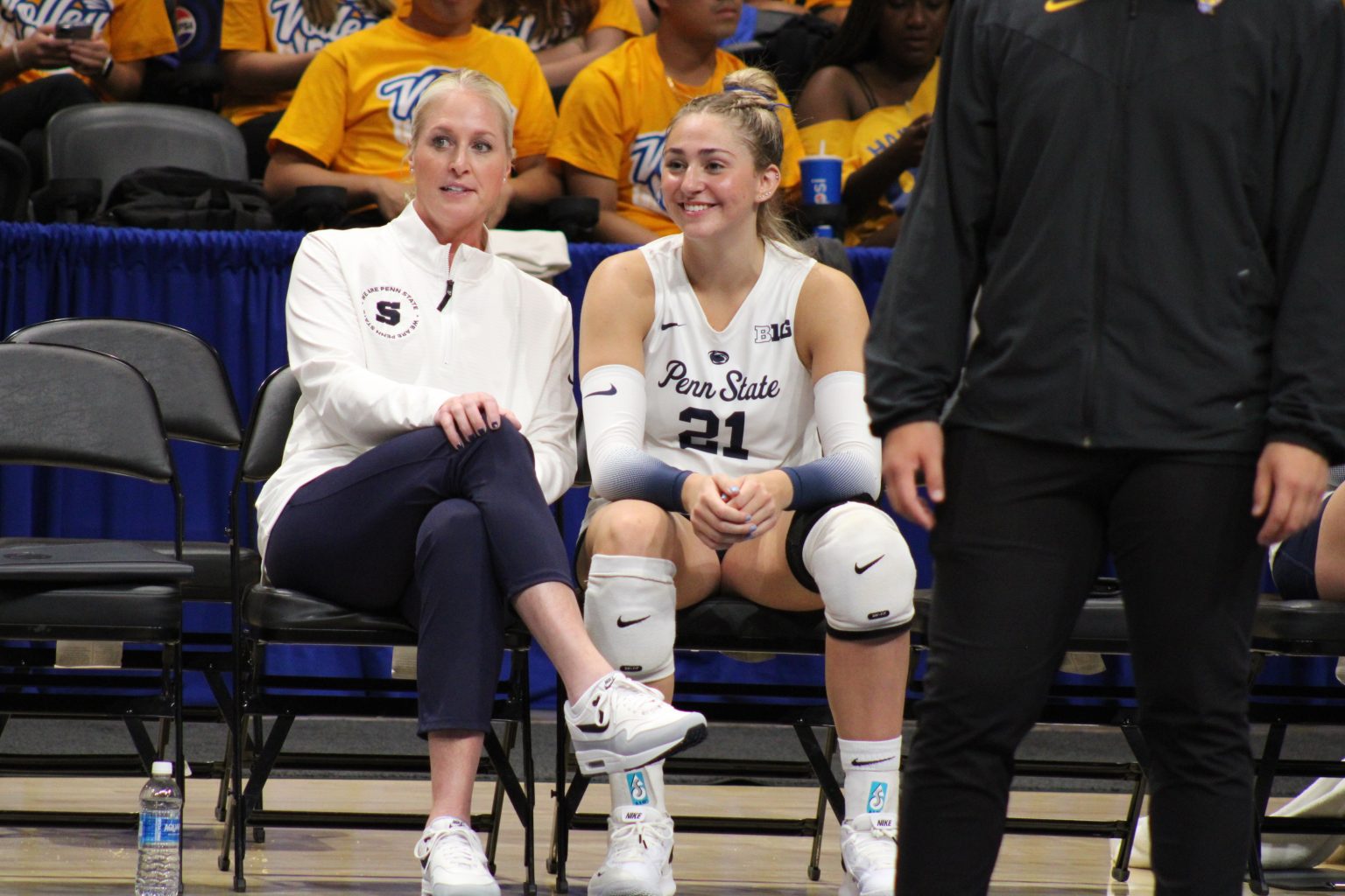 Penn State Volleyball Swept By Pitt In Front Of Record Crowd ...